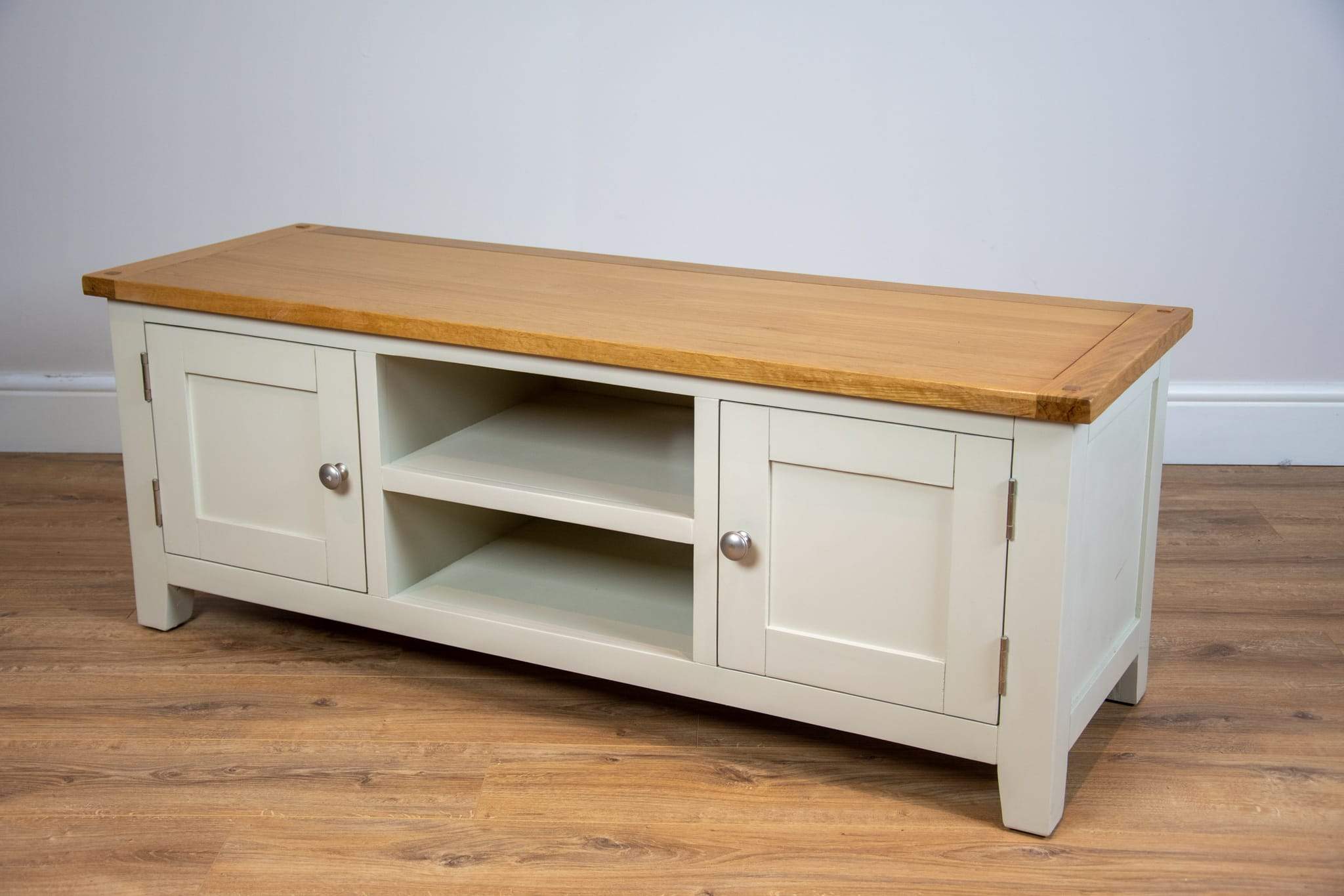 'Oakwood Living' Ivory Painted Oak Plasma TV Unit — Furniture For The Home